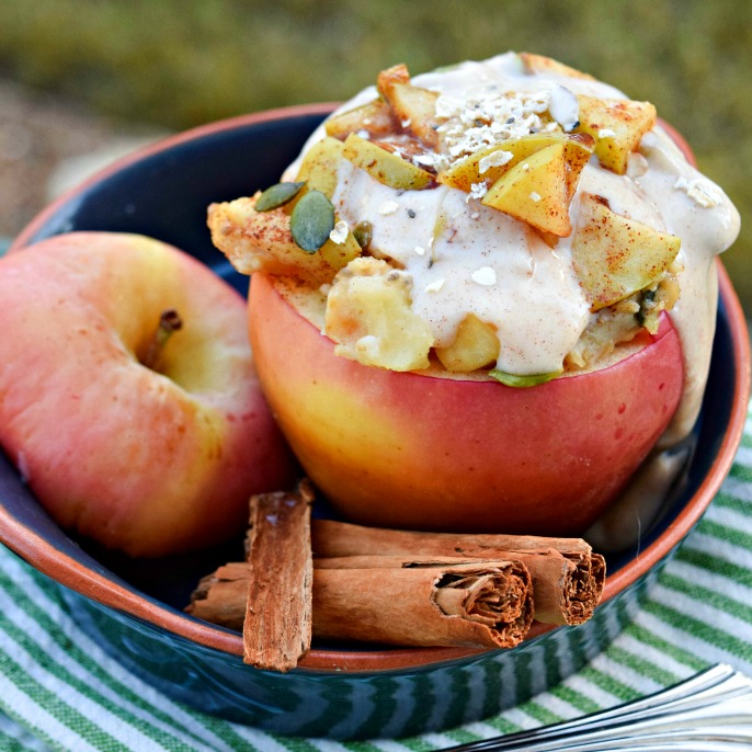 Super Oatmeal Stuffed Apples + 10 Best Baking Apples - thefitfork.com